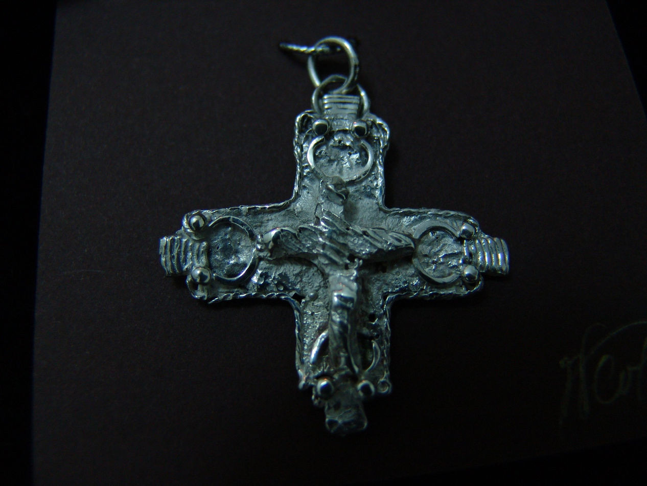 Cruz Medieval Grande, Asociación Cultural de Artesanos de San Antonio ...